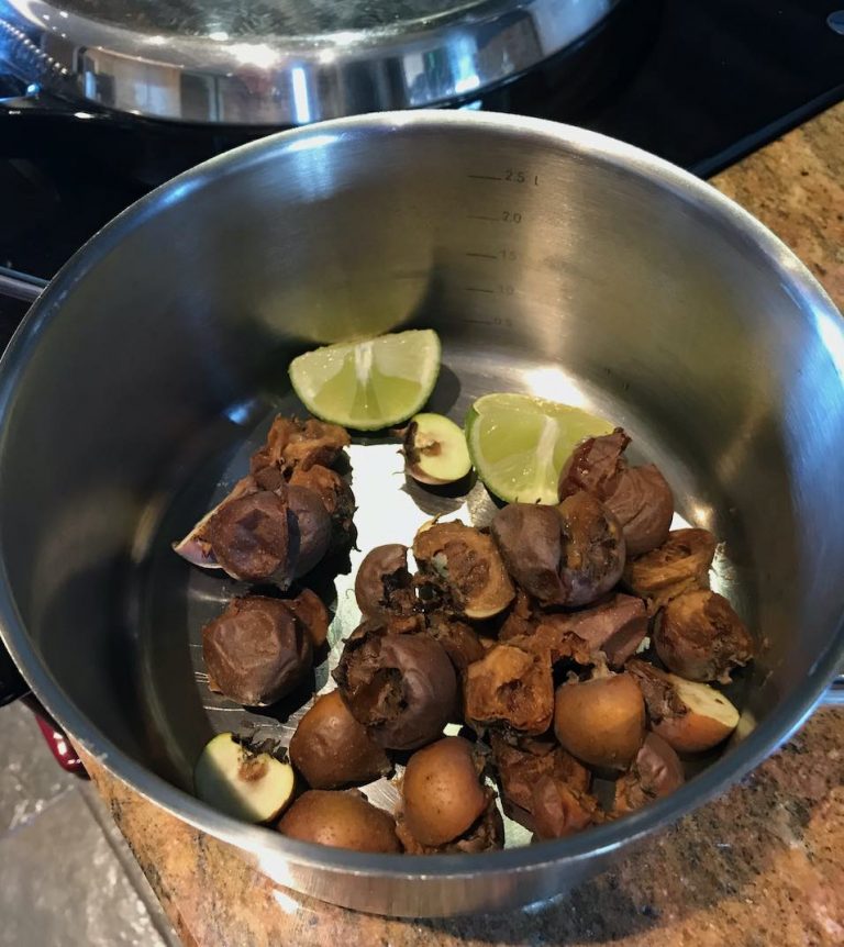 The Mighty Medlar: how to blet & make Medlar Jelly - Garden Ninja: Lee ...