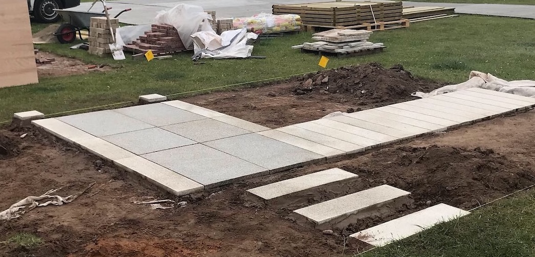 DIY Garden Paths: Materials, Methods, and Mistakes to Avoid - Garden ...